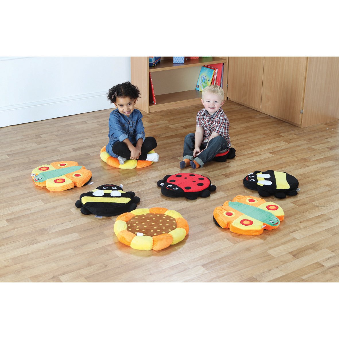 Back to Nature Story Cushions pk 8